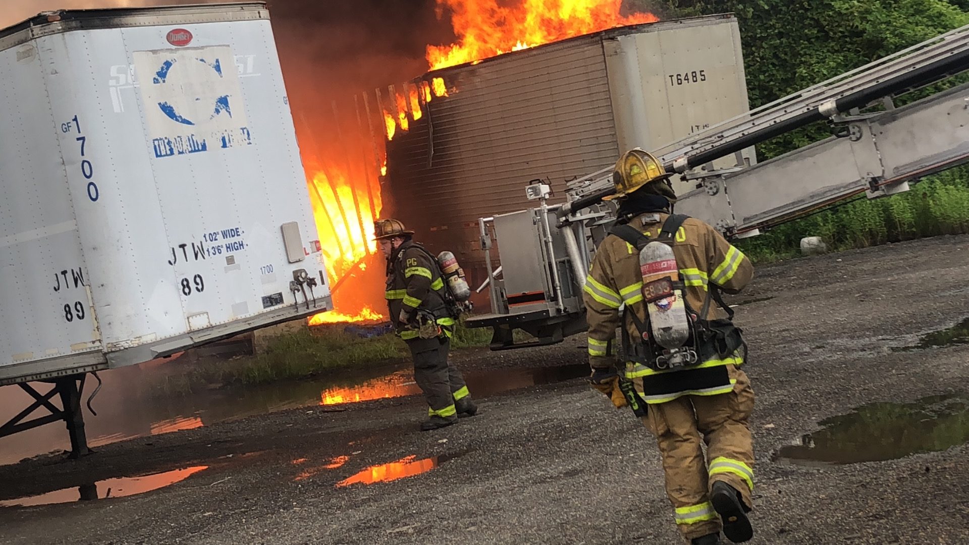 Engine and Tower Respond to Building Fire - Kentland Volunteer Fire ...